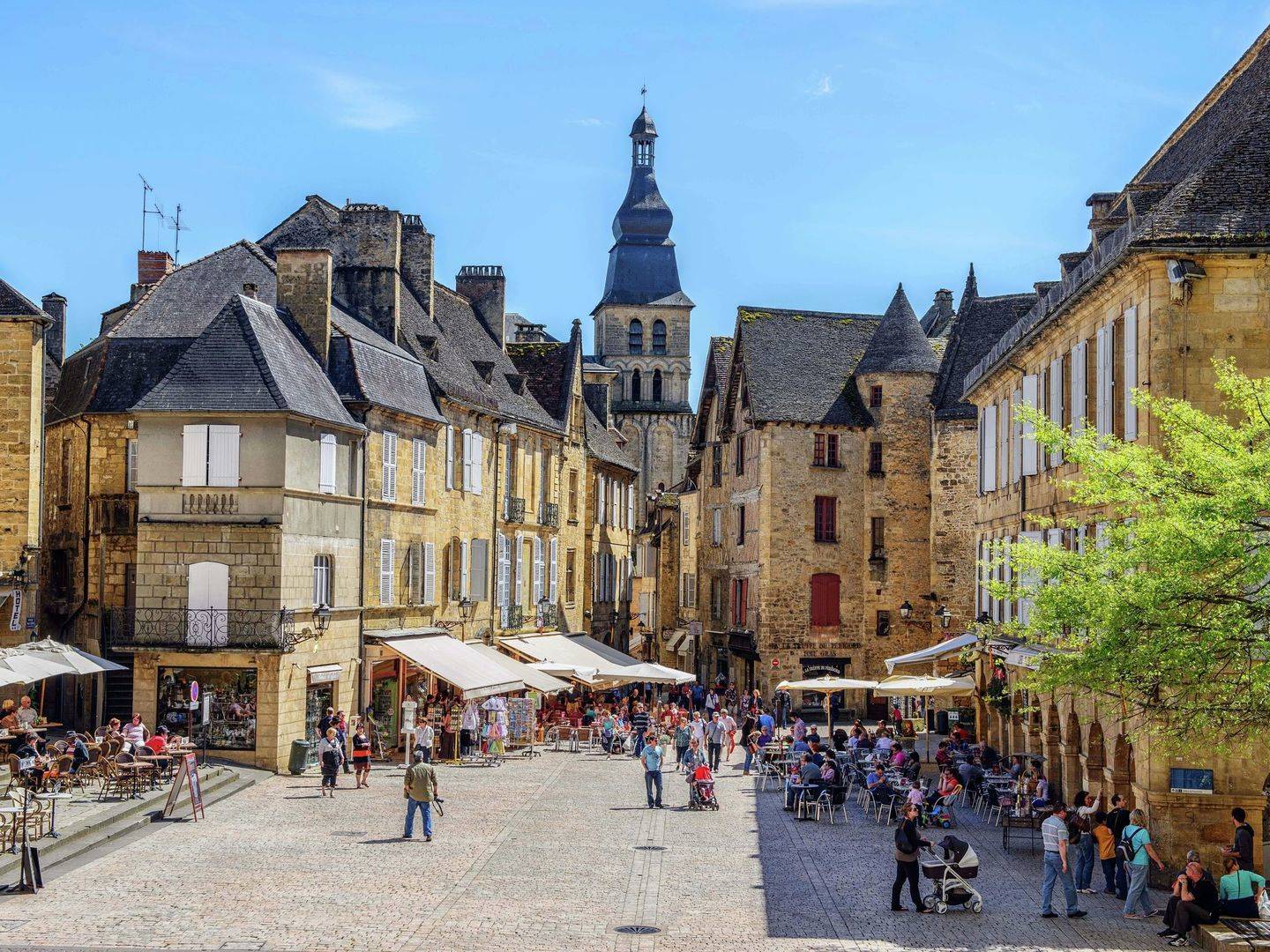 Book now Gite au coeur de Sarlat in the Dordogne at Dordognemaison.com