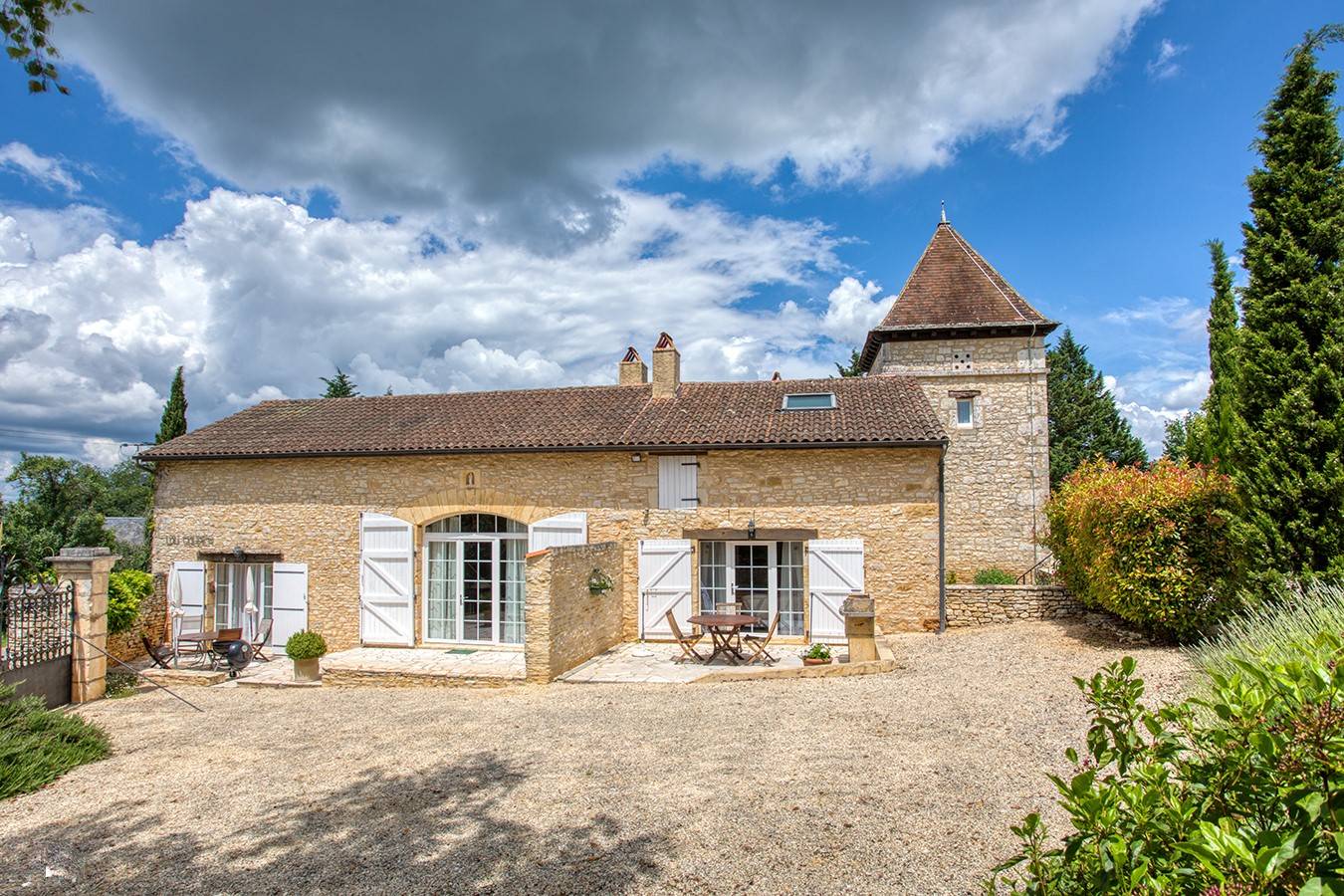 Book now Le Vigner Domaine Juillac at Dordognemaison.com